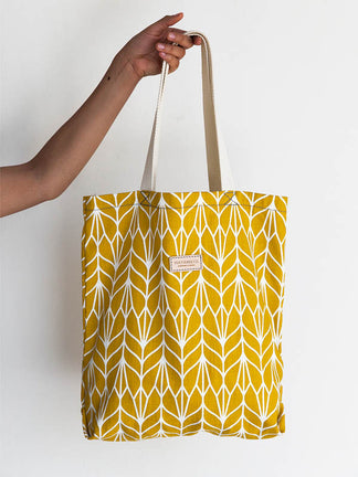 Samí Two-Tone Cotton Tote Bag by Wayawaya | Akojo Market – AKOJO MARKET